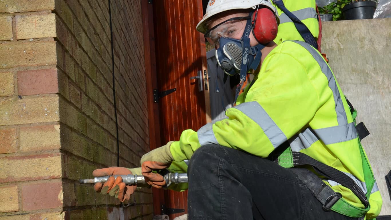 Cavity Wall Cleaning Services - Evolve